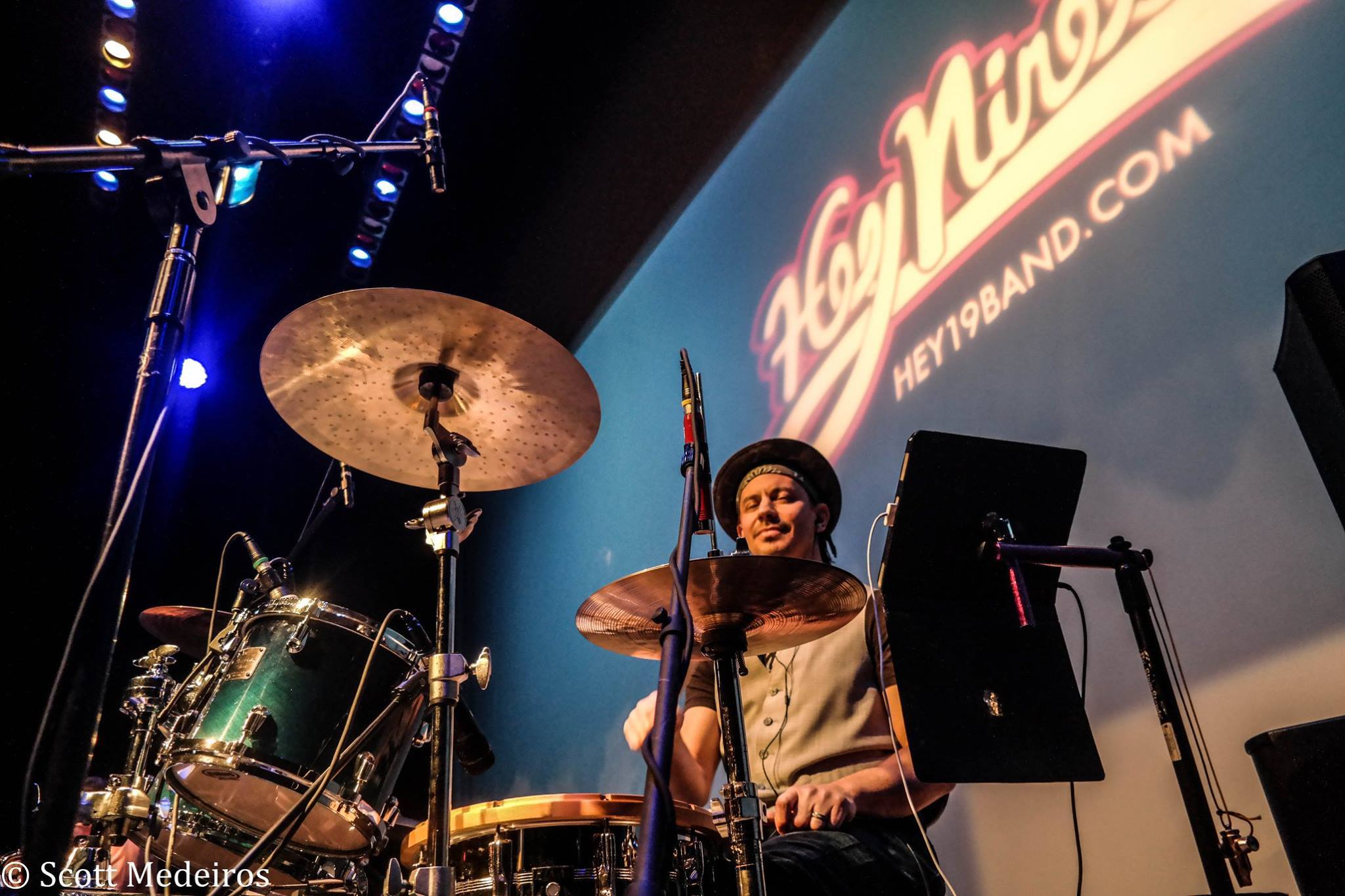 The Popularity of Tribute Bands with Hey Nineteen -Tribute to Steely Dan